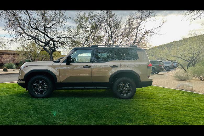 2024 Lexus GX 550 First Drive Review: A Boxy Redesign with Off-Road ...